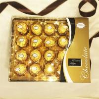 China T20 Square Boxed Chocolate Balls 20pcs - 220g Boxes with 18 Month Shelf Life and Custom Branding Options for sale
