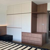 China Modern Minimalist Wood‑Grain Whole‑House Custom Cabinetry for sale