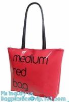 China summer laser shoulder bag fashion transparent PVC tote handbag with chain, Waterproof Transparent Shoulder Bag with Cosm for sale