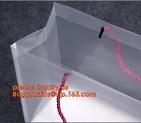 China Promotional Gift Foldable PP Printed Laminated Recyclable ,square handle bag PP gift packaging bag,Advertising handbags for sale