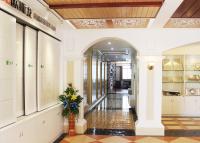 China Embossing Decorative Drop Ceiling Tiles For Lounge Conference Room And Library for sale