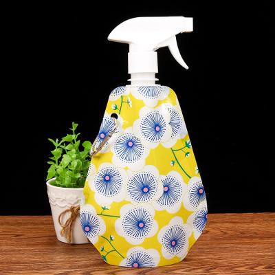 China Customize Sprayer Bottle 750Ml Plastic Water Bag Reusable BPA Free Empty Water Mist Spray Package for sale