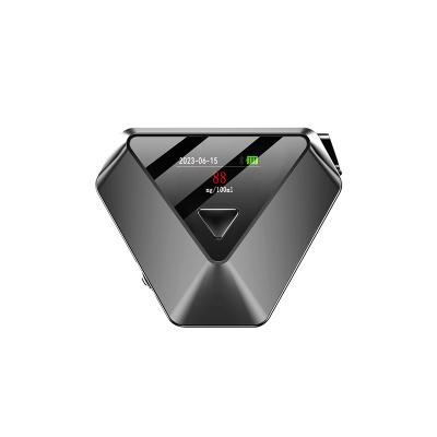 China Keychain Alcohol Detector with 0.96 LCD Display, 400mg/100ml Range and Bluetooth Connectivity for Personal Breath Testing for sale