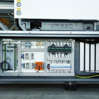 China VR1100-T5 Injection Molding Machine with 11000 KN Clamping Force and 1200L Oil Tank Capacity for sale