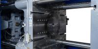 China HRL Series Box-Type Injection Molding Machine with 20-80% Energy Savings and 1080-20800Kn Clamping Force for sale