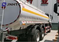 China Sinotruk Howo Fuel Tank Truck 6x4 20000l 25000 Litres for sale