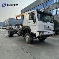 China SINOTRUK HOWO Diesel Cargo Truck 4x4 6 Wheeler Chassis With Crane Low Price for sale