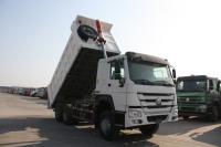 China Multi Color Optional 30 Ton Tri Axle Dump Truck For Mining Model ZZ3257N3847A/N0WA for sale