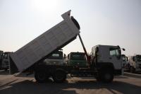 China HOWO 12.00R20 Deep Pattern Tire 18m³ Dump Truck 30 Ton for sale
