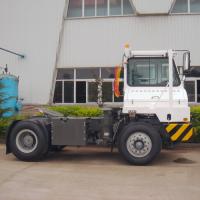 China 50t - 90t Sinotruck Terminal Tractor Port With 5th Wheel Lifted Right / Left Driving for sale
