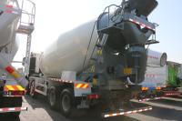 China 8×4 12m3 - 16m3 Concrete Mixer Truck Sinotruk Howo With External Force Resistance for sale