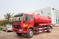 China 4x2 Sinotruk Howo7 Sewage Suction Truck 10M3 Tank Capacity In Red Color for sale