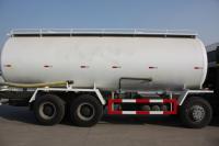 China Howo 12 Wheels 8x4 Bulk Tank Truck 36m3-45m3 For Powder Material Transport for sale