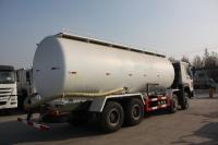 China Color Optional 8x4 Fuel Tank Truck Weatherproof With Steel Framed Structure for sale