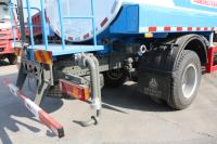 China 10 Wheels 336hp 5000 Gallon Water Truck Weather Proof With 60m³/H Flowing Rate for sale