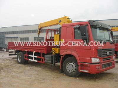 China SQ5SK3Q Truck Mounted Crane , 5 TON Telescoping Boom Crane For Diesel 4×2 Cargo Truck for sale