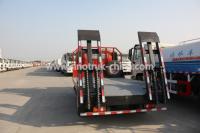 China Mini Howo High Reliability Light Flatbed Tow Truck With 8 Tons Loading Capacity for sale