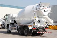 China 12cbm Tanker Cement Mixer Lorry High Collision Resistance With Hydraulic System for sale