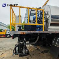 China HOWO Asphalt Spraying Equipment Trucks 4X2 160HP Intelligent Bitumen Spreader For Sale for sale