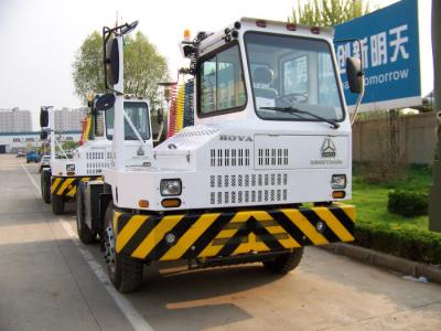 China Multi Color Terminal Tractor Leaf Spring Suspension With 400L Fuel Tank for sale