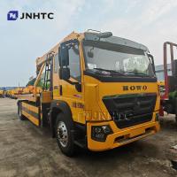 China Howo Wrecker Truck  4x2 6 Wheels 340hp Wrecker Truck With Straight Arm Crane Good Price for sale