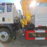 China SINOTRUCK 4X2 6 Wheels Cargo Truck With Crane Truck Mounted Crane For Sale for sale