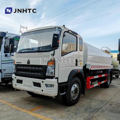 China HOWO Light Water Truck Stainless Steel Drinking 4x2 5000 Liter 5Ton Water Carrier Tanker Truck Price for sale