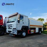 China Howo Oil Tanker Trucks 4X2 266HP 30000 liters Fuel Transport Fuel Tanker Trucks for sale