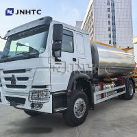 China HOWO 4X2 Road Construction Trailer Asphalt Distributor Truck With Spray Bar For Asphalt Priming for sale