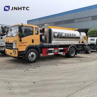 China HOWO 6 Wheel Asphalt Bitumen Distributor Bitumen Sprayer Truck For Sale for sale