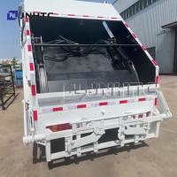 China Sinotruk Howo 4X2 300 HP Euro II Right Drive Garbage Collector Compressed Truck Waste Collection Truck for sale