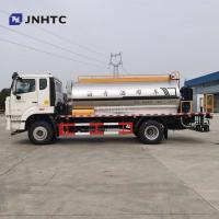 China HOWO NX Asphalt Spraying Equipment Trucks 4X2 2206HP For Sale for sale