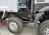 China Heavy Duty 8 X 4 Tipper Truck Q345 Material , Loading 50 Ton Dump Truck for sale