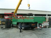 China Mobile Low Bed Truck Mounted Straight Arm Crane 8x4 With 15 Ton , Swing Arm Crane for sale