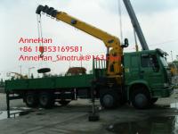 China Mobile Low Bed Truck Mounted Straight Arm Crane 8x4 With 15 Ton , Swing Arm Crane for sale