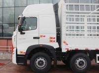 China 50T Capacity 450hp SINOTRUK HOWO A7 8x4 Box Stake Truck / Cargo Lorry Truck for sale