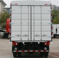 China SINOTRUK 4x4 Cargo Truck 380hp 40 Ton Capacity With HW76 High Deck Cab for sale