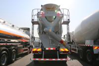 China 371hp White Color Howo 6x4 Howo Concrete Agitator Truck High Operating Efficiency for sale