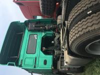 China 371hp SINOTRUK HOWO 6*4 Prime Mover Truck White Color Diesel Engine for sale