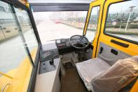 China Sinotruk Port Tractor Truck Single Cabin With 4 Tires And 1 Spare for sale