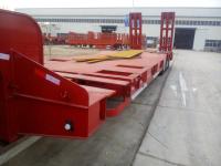 China 3 Axle Low Bed 11.00r20 Heavy Duty Semi Trailers for sale