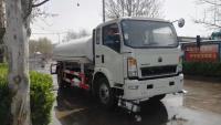 China Sinotruk Light Model 8000L Water Tank Truck 4x2 Euro 3 Emission for sale