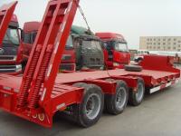China 13T Three Axle Low Bed Trailer Equipment , Semi Trailer Truck Red Color for sale