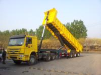 China 50 - 70T Sinotruk CIMC 45cbm Tipper Dump Truck Trailer For Bauxite Ore Loading for sale