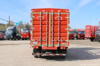 China 12 Ton 6 Wheeler Cargo Truck Sinotruk HOWO Light Truck with Red Color for sale