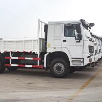 China Sinotruk HOWO Light Duty 4x2 Heavy Cargo Truck 290HP Box Truck Lorry Van Goods for sale