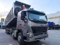 China Sinotruk HOWO A7 Tipper Dump Truck 8x4 12 Wheels 40 Ton for sale