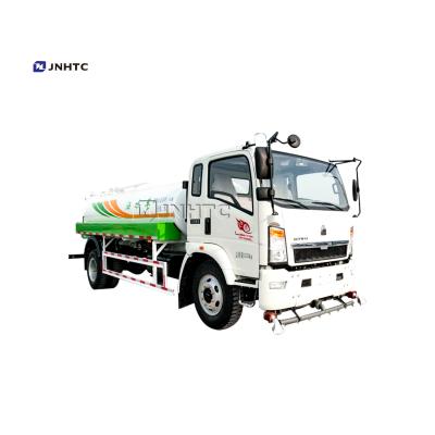 China SINOTRUK HOWO Light Water Tank Truck 4x2 with 14m Front Sprinkler for sale