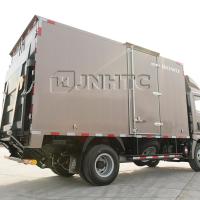 China SINOTRUK HOWO Delivery Van Cargo Box Truck Light Duty 4x2 for sale