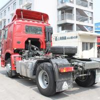 China Sinotruk Howo 400L Tanker Diesel Tractor Truck 4x2 102km/h for sale
